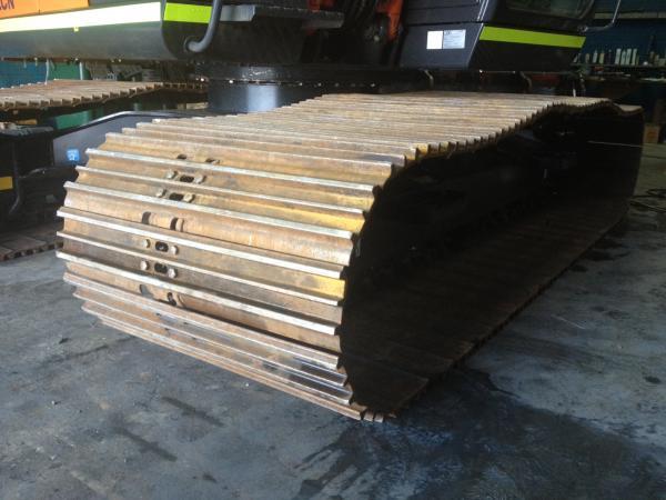 1 Meter Wide Off Set Bogmaster Track Pads to Suit 13T Excavator for Sale