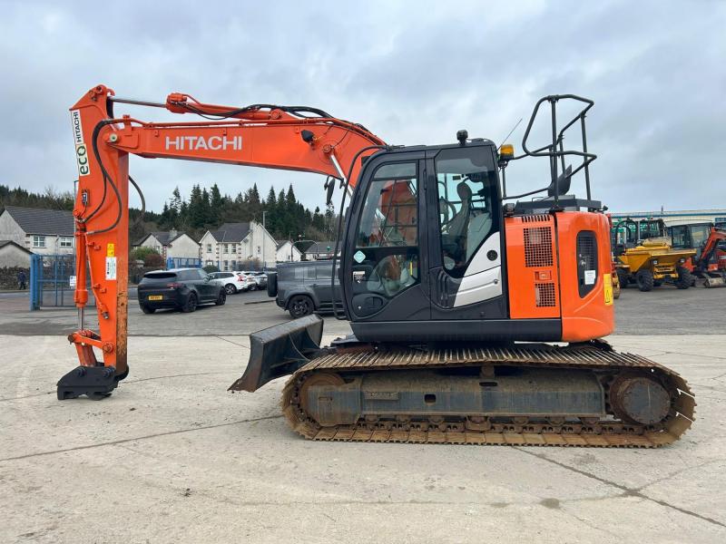 Hitachi ZX135 US-6 Blade for Sale